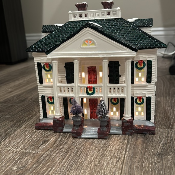 Department 56 | Holiday | The Original Snow Village Southern Colonial ...